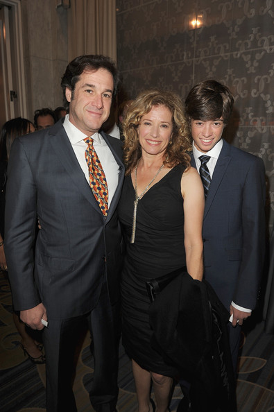 Nancy Travis Biography : Age, Height, Weight, Boyfriend, Networth