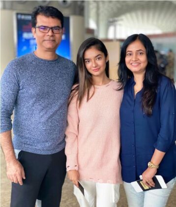 Anushka Sen Biography - Known for Playing Laxmi Bai in 'Jhansi Ki Rani'