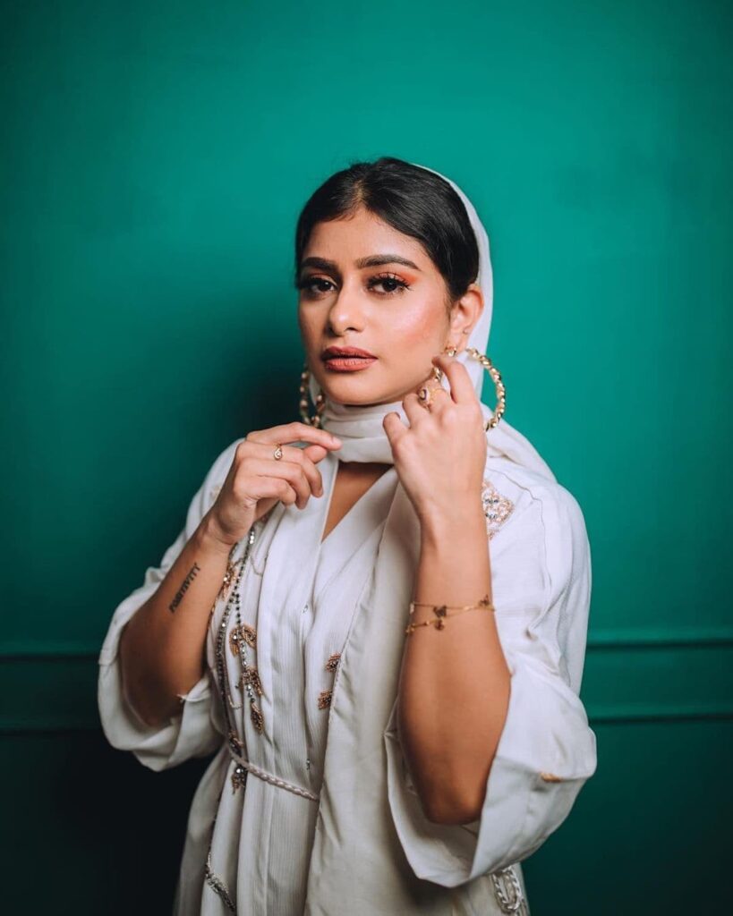 Anam Darbar Biography, Age, Height, Real Siblings, Lifestyle