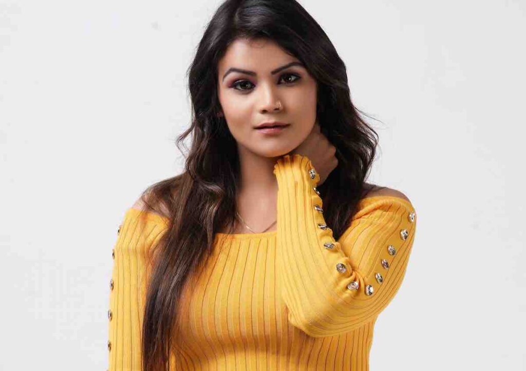 Leena Singh Age, Bio, Web Series, Photos, Instagram, Family.