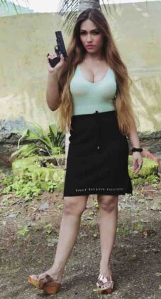 Zoya Rathore Age, Bio, Figure, Husband, Web Series, Movies.