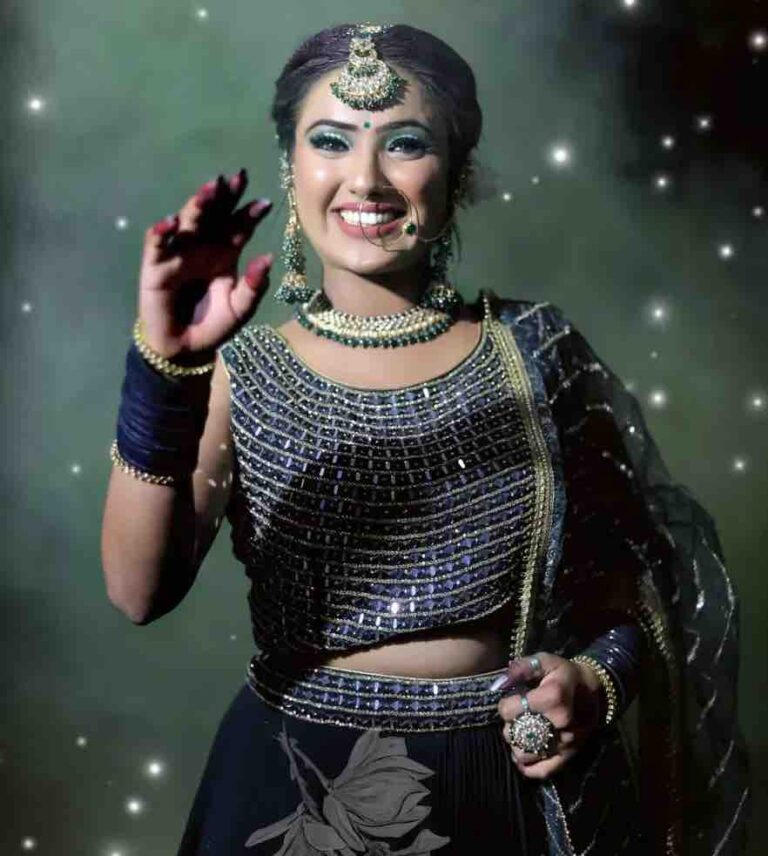 Shyna Khatri Age, Bio, Web Series, Photos, Instagram, Income