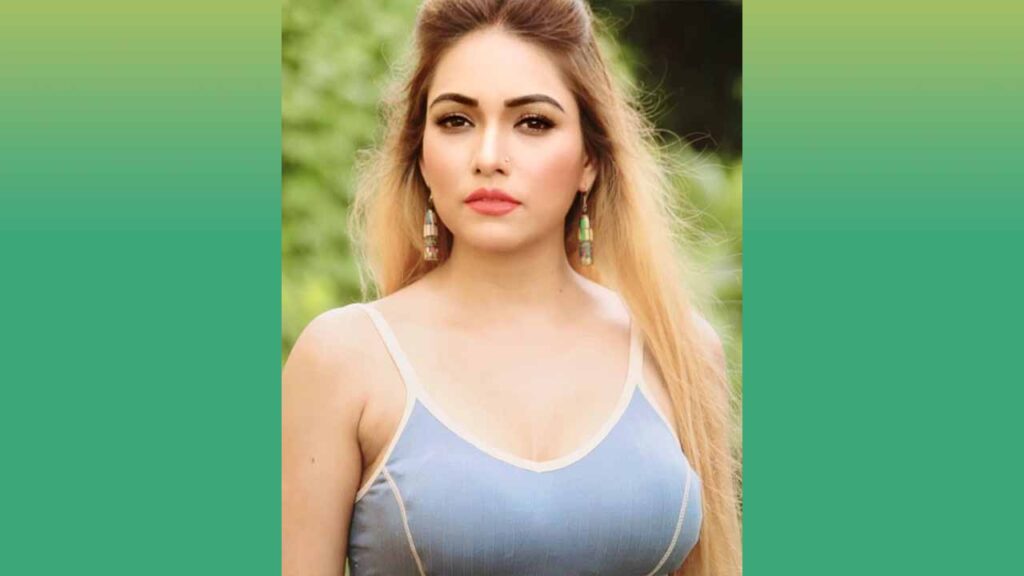 Zoya Rathore Age Bio Figure Husband Web Series Movies