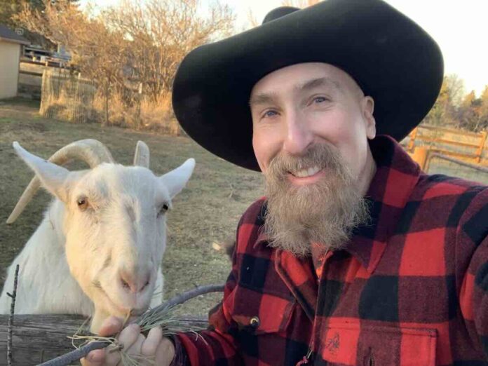 Mike Gabler Net Worth, Salary, Job, Wife, Children, Age, Edu