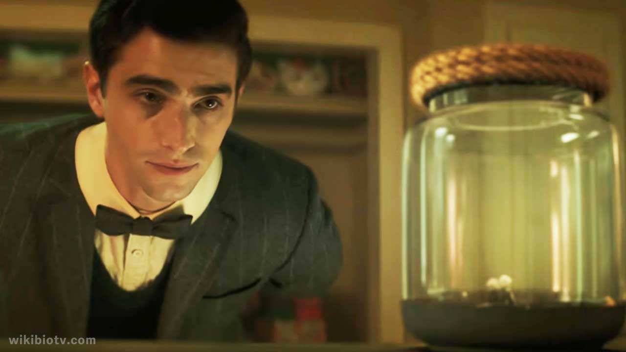 "Dead Boy Detectives" Ending Explained, Do The Dead Boys 'Charles ...