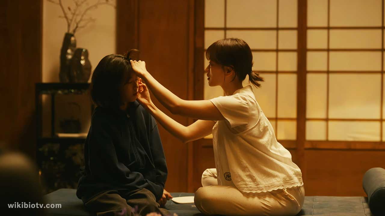 The Atypical Family Cast, Characters, Plot, Ending Explained, What ...